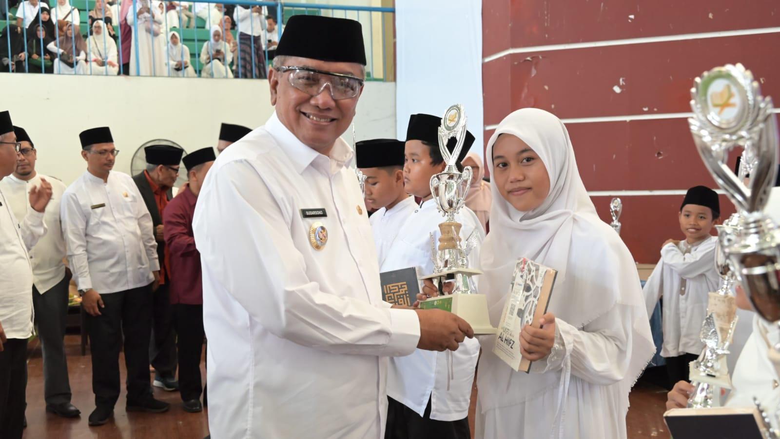 Anugerah Tahfidz 2025, Pemkot Banjar Cetak 1.500 Hafiz dan Hafizah ...