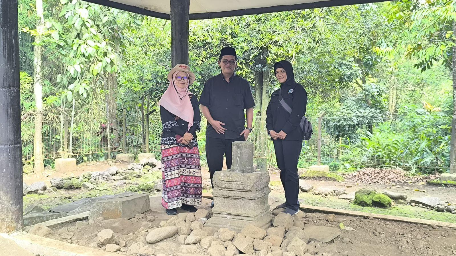 Situs Lingga Yoni Tasikmalaya Memprihatinkan, Akses dan Fasilitas Butuh ...